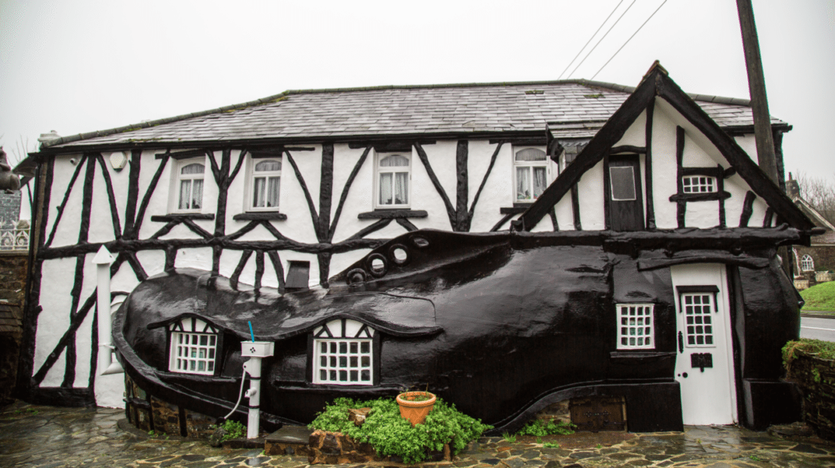 The Highwayman Inn Britain s Most Unusual Pub Little Observationist The Highwayman Inn Britain s Most Unusual Pub Little Observationist